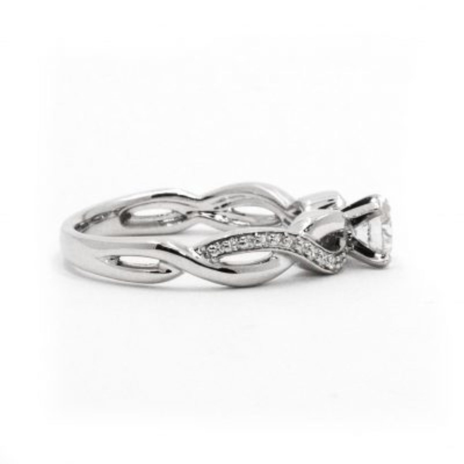 Infinity Twist Diamond Engagement Ring - Dale’s Jewelers