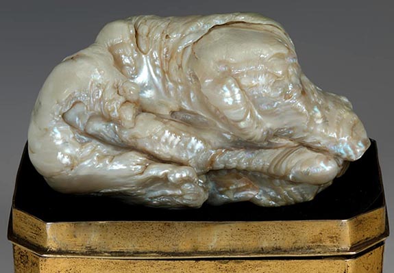 Once Owned by Catherine the Great, 'The Sleeping Lion' Pearl Hits ...
